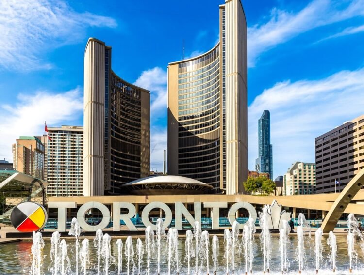 Roteiro Perfeito de 3 Dias em Toronto Por Quem Mora por Lá!